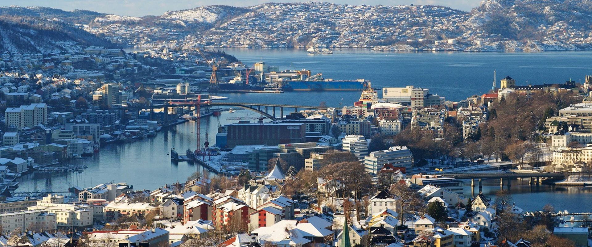 How Norway Reduced the Rich-Poor Earnings Gap | Chicago Booth Review