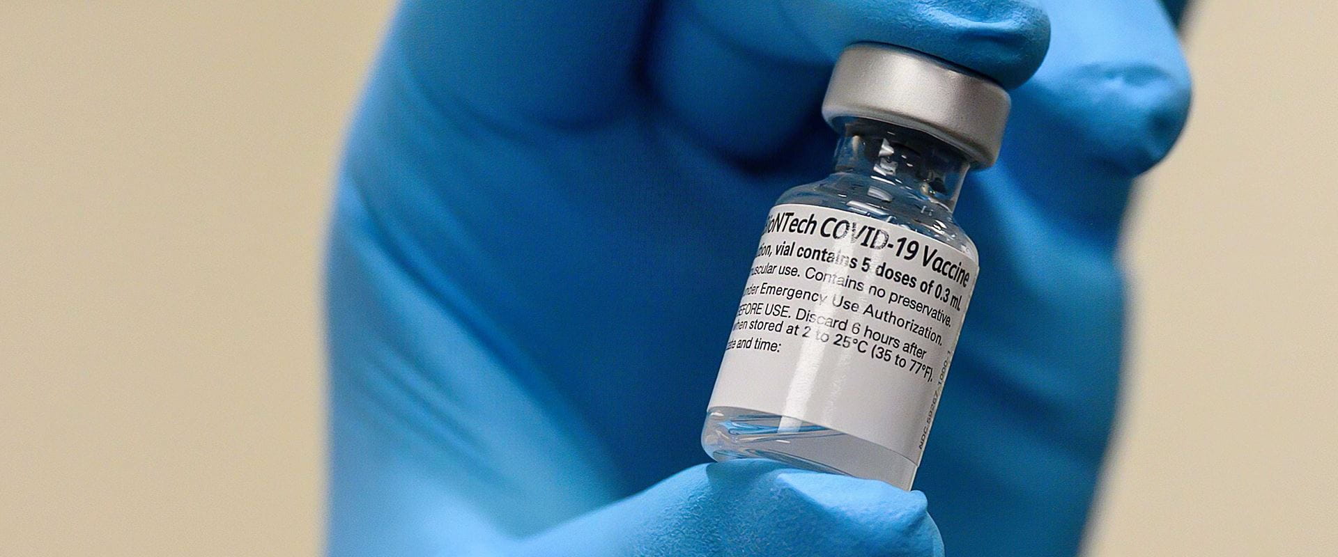 Financial-Risk Preferences Predict Vaccine Acceptance | Chicago Booth ...