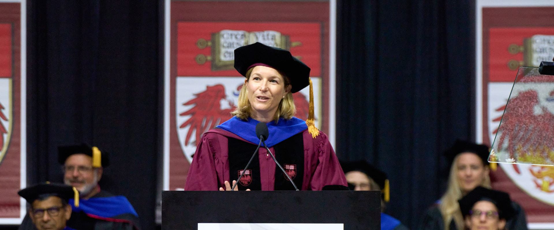 Impactful Leaders Rely on Others | The University of Chicago Booth ...